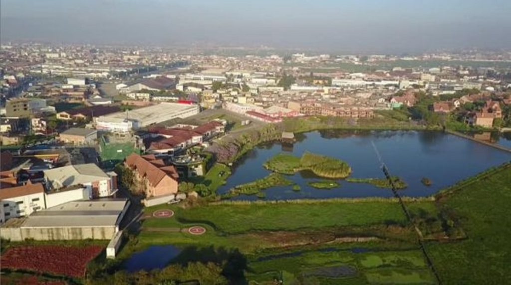 Le magnifique lac de Tana Water Front remblayé – KoolSaina.com