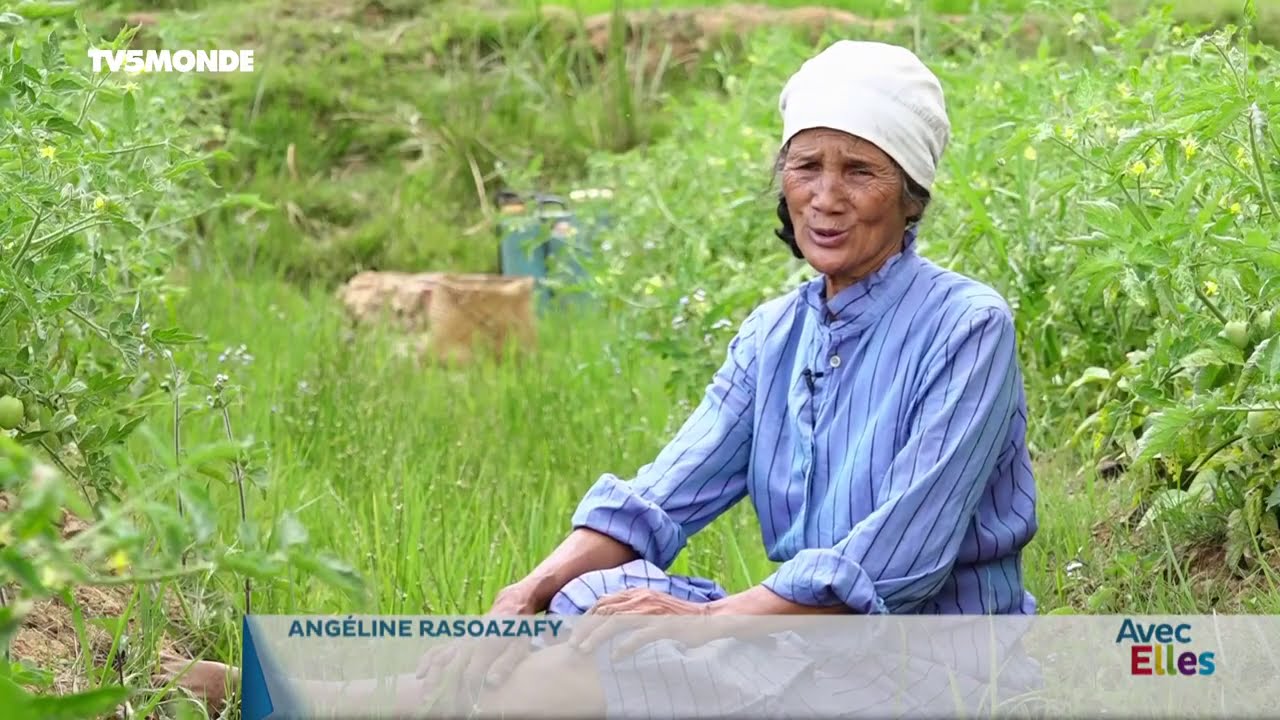 VIDEO. A 69 ans, cette paysanne malgache continue de travailler la ...